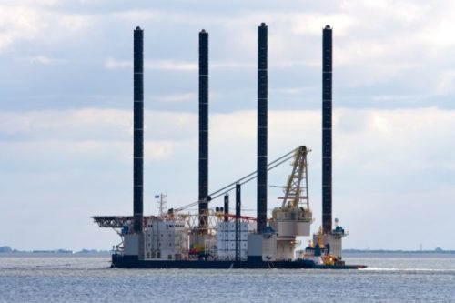 Self-elevating Platform, 1000 ton pedestal crane - VL Maritime Services ...