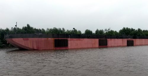 300 ft Deck Barge (2 sisters) - VL Maritime Services (Pty) Ltd